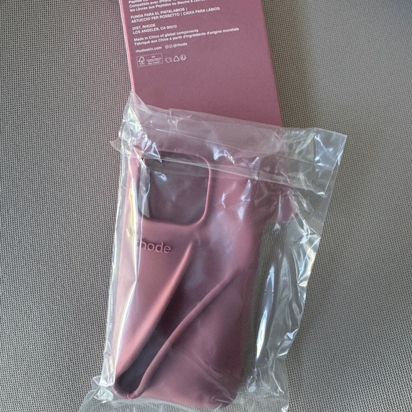 rhode skin | Accessories | Rhode Skin Summer Lip Case For Iphone 5 Pro ...